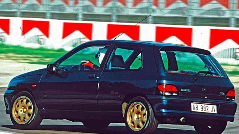 Renault Clio Williams, icona degli anni '90 - Auto.it