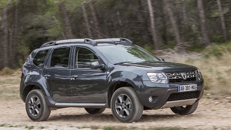 Nuova Dacia Duster, primo test su strada (video) Tanta sostanza e ...