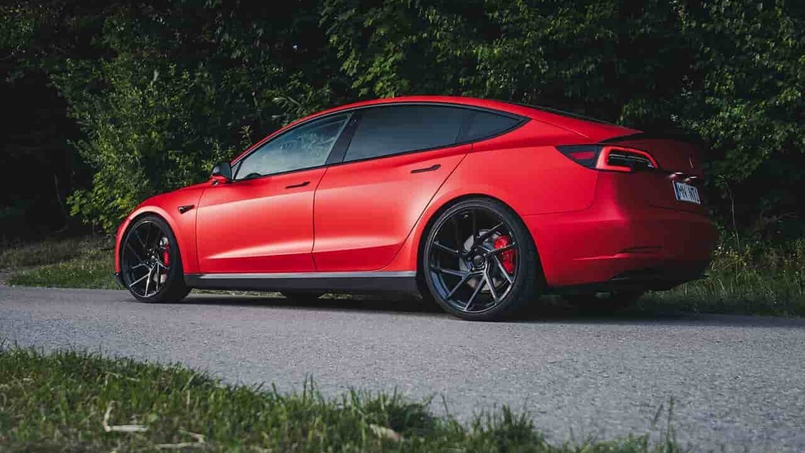 Tesla Model 3, tuning by Novitec FOTO - Auto.it