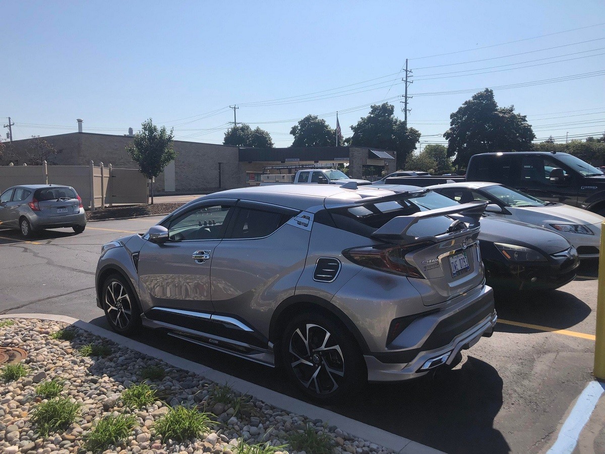 Toyota CH-R, tuning più cromato che mai | Auto.it