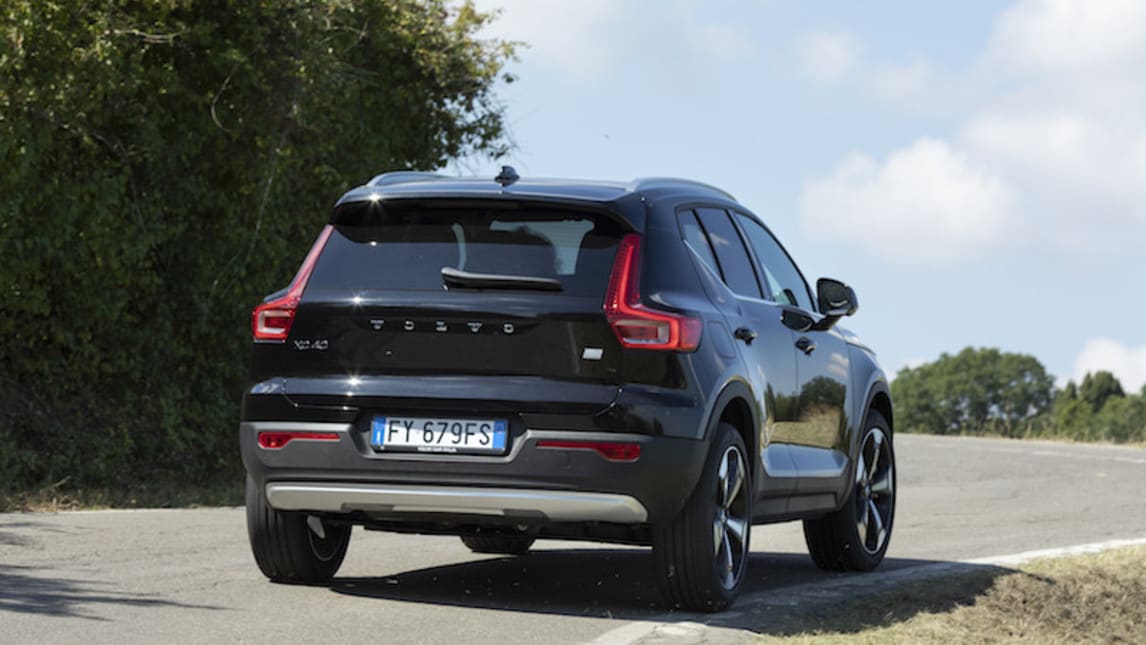 Prova Volvo CX40 T5 Recharge plug-in: le foto - Auto.it