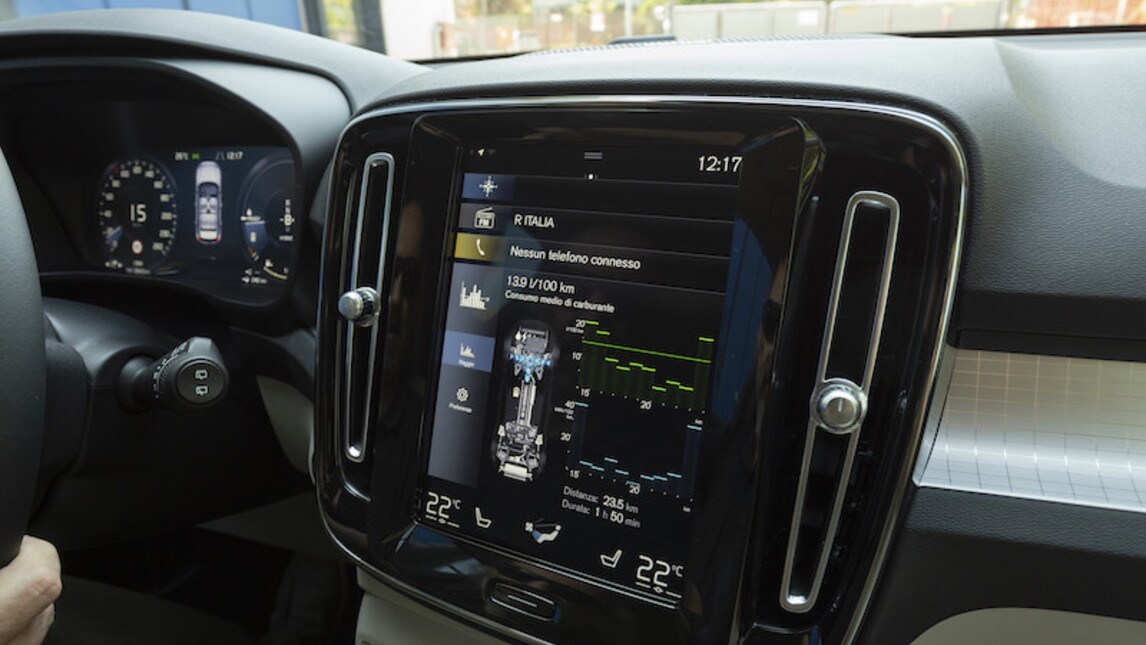 Prova Volvo CX40 T5 Recharge plug-in: le foto - Auto.it