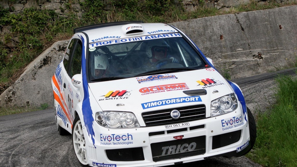 Fiat Punto 188 FOTO - Auto.it