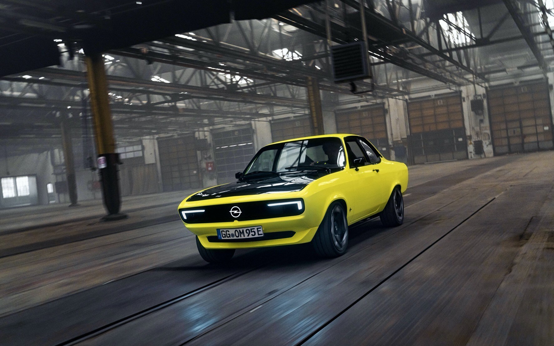 Opel Manta GSe ElektroMOD, restomod a tutto elettrico | Auto.it