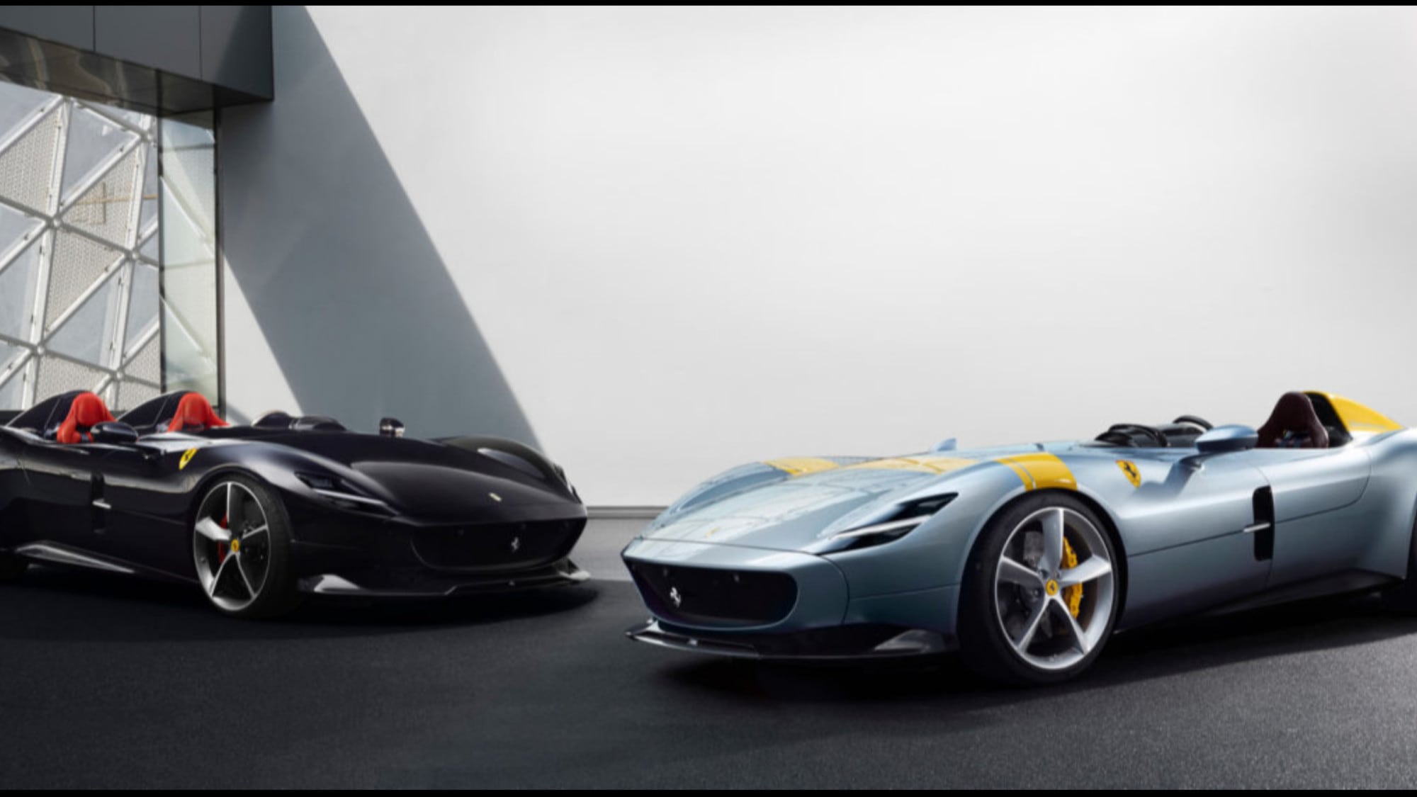 Ferrari Cavalcade Icona, passerella esclusiva con Monza SP1 e SP2 | Auto.it