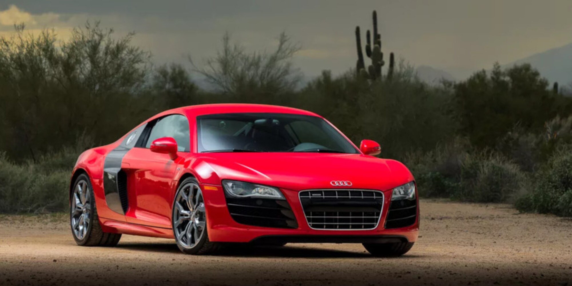All'asta una rarissima Audi R8 "rossa brillante" con cambio manuale ...