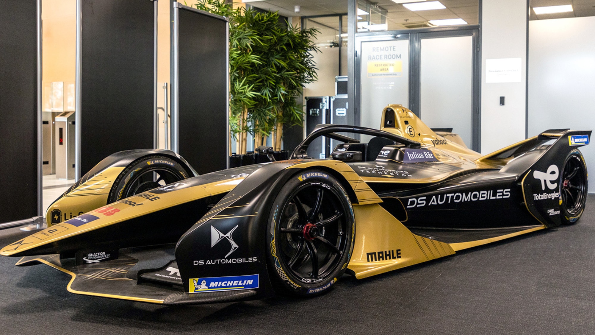 DS Performance Hub, la prova (virtuale) della Formula E | Auto.it