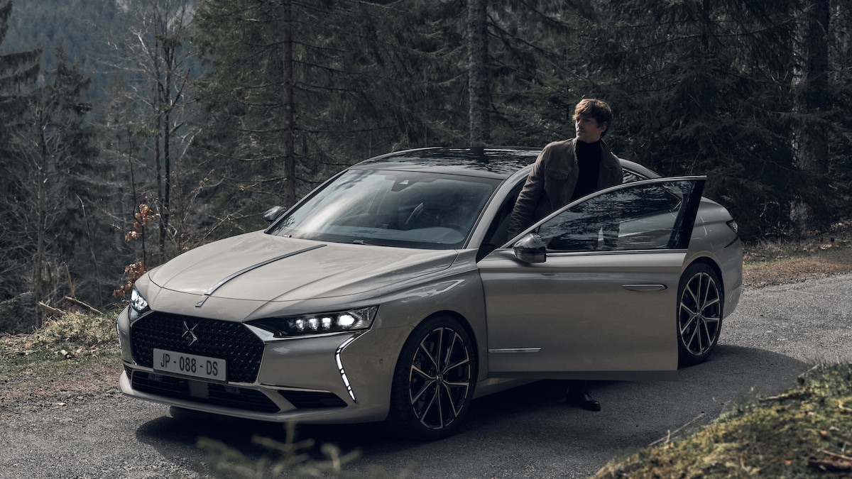 DS 9 2023, il model year migliora l'infotainment e lancia l'Esprit de ...