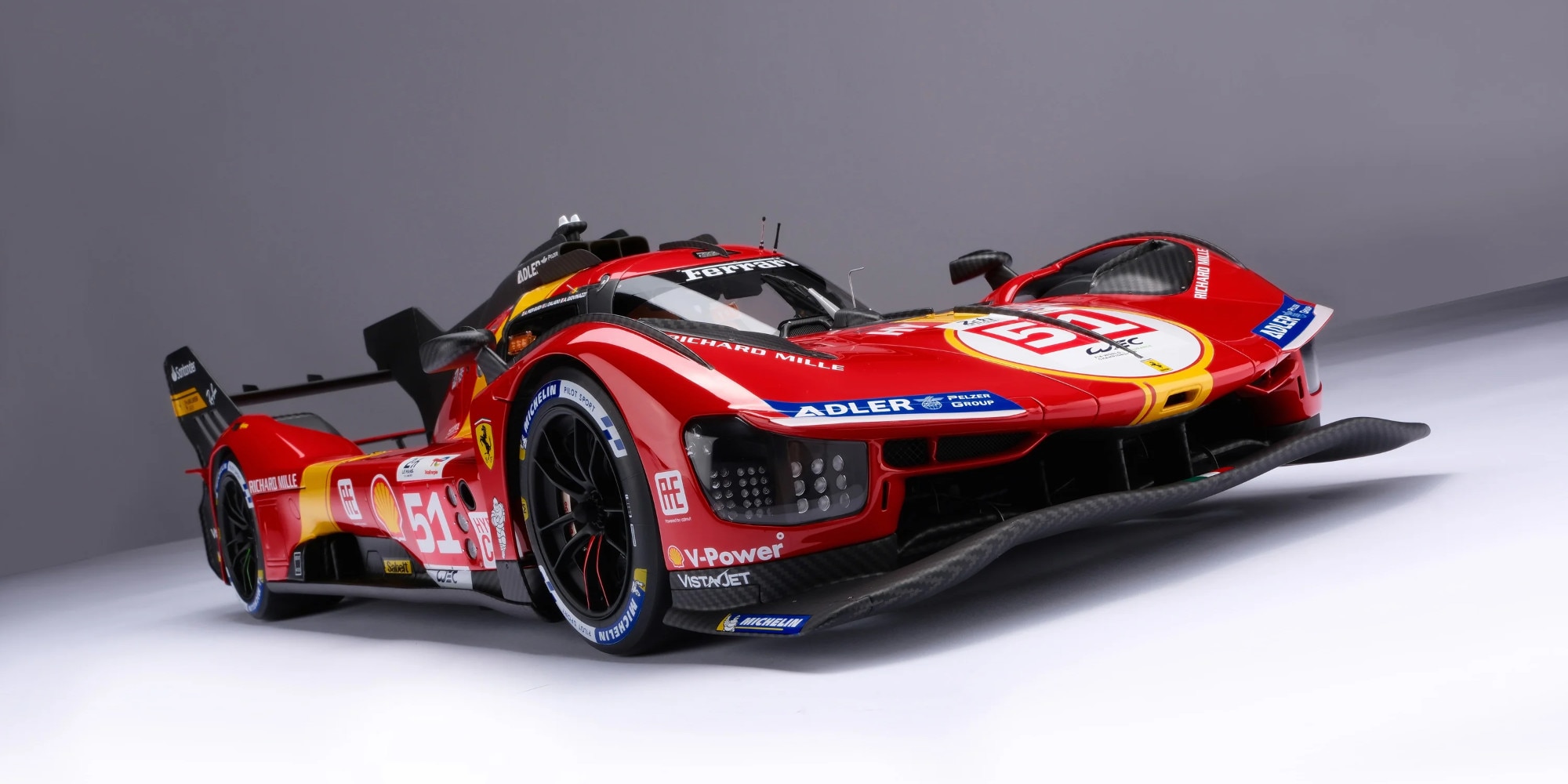 Il modellino della Ferrari 499P costa più di una Panda vera | Auto.it