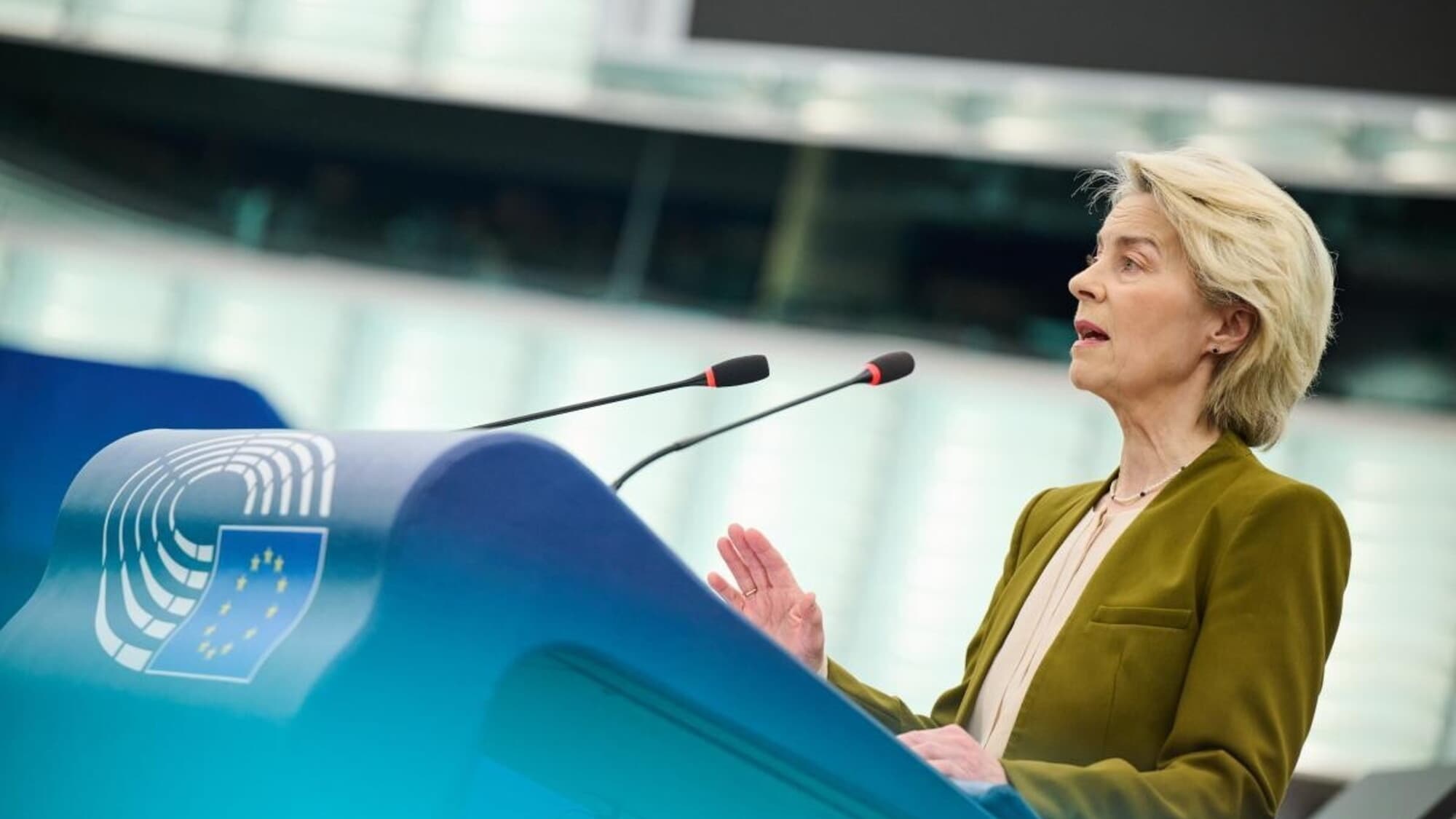 Auto 2035: il motore termico è "salvo", resta la sfida del taglio delle emissioni | Auto.it