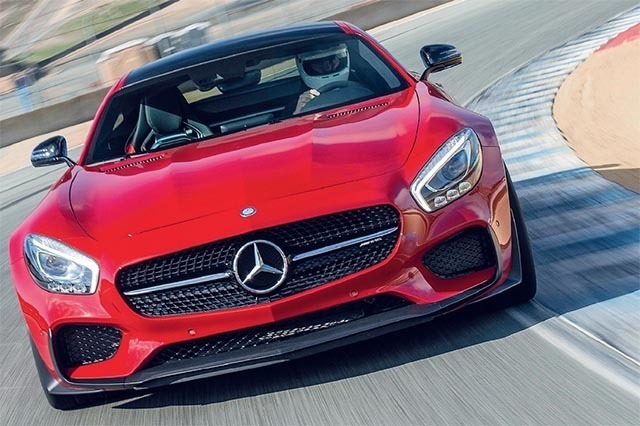 Mercedes AMG GT a Laguna Seca | Auto.it