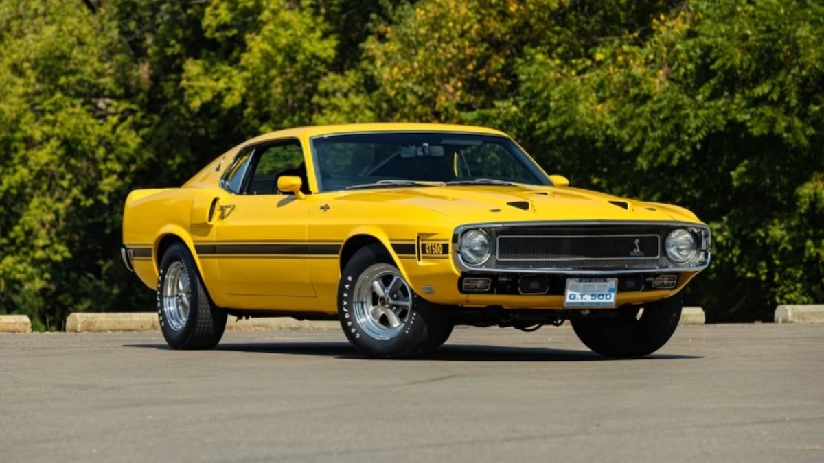 All'asta la Shelby GT500 Grabber Yellow che appartenne a Carroll Shelby ...